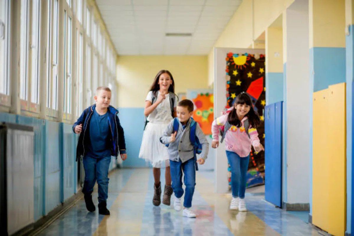 6 Tips in Helping Your Child Adjust to A New School